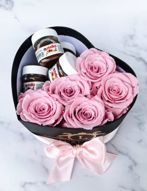 Roses that last a year–Online Rose Delivery- The Luxury Roses of London